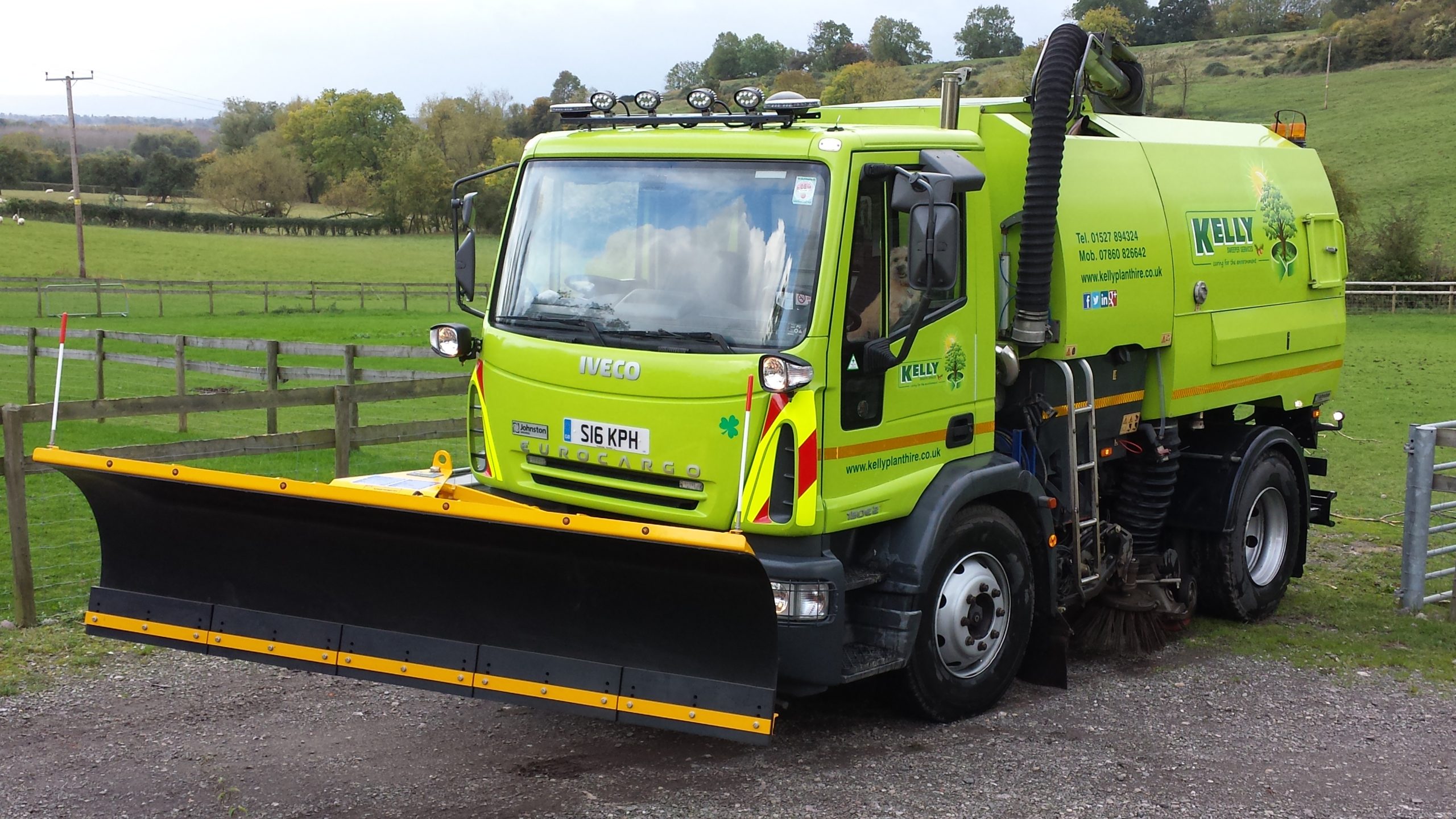 Vehicles - Maxwell Jones