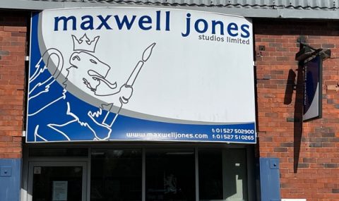 About Us - Maxwell Jones